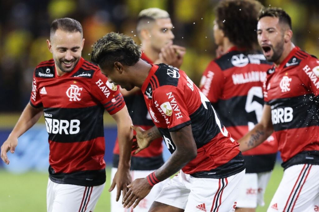 Flamengo planea armar un plantel de lujo