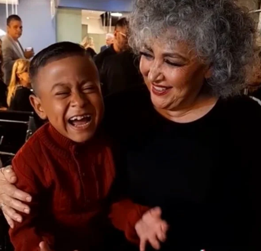 VIRAL: Amanda Miguel le cumplió el sueño a VIRAL: Amanda Miguel le cumplió el sueño a