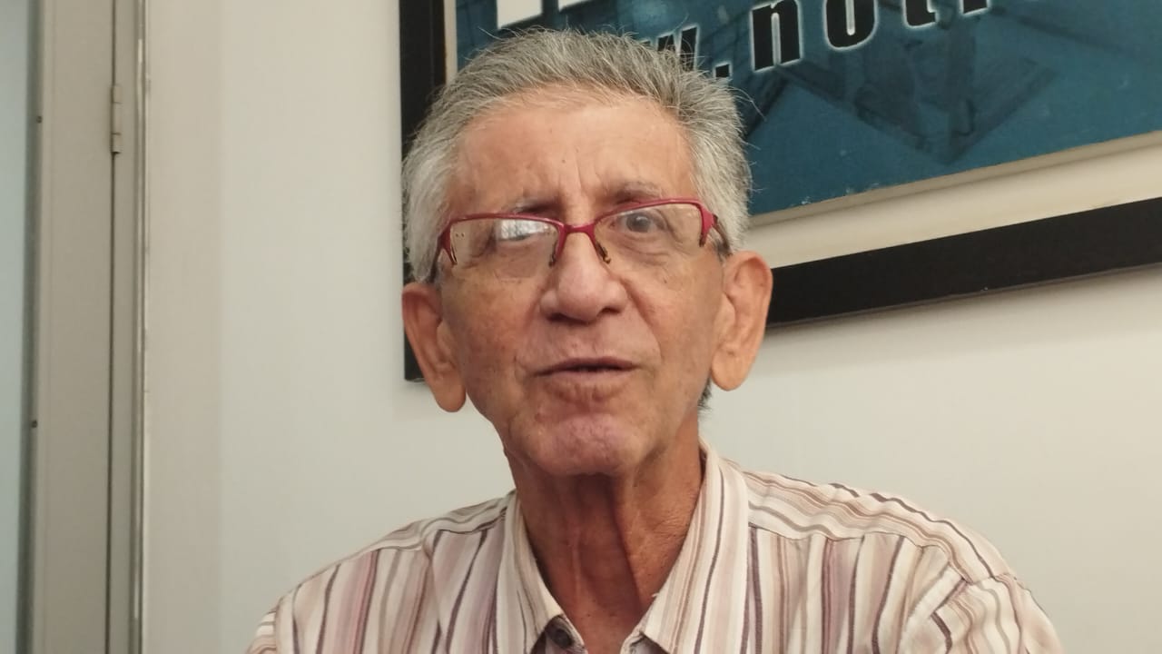 A la inteligencia artificial, ¿qué nombre le pondremos matarilerileró ...