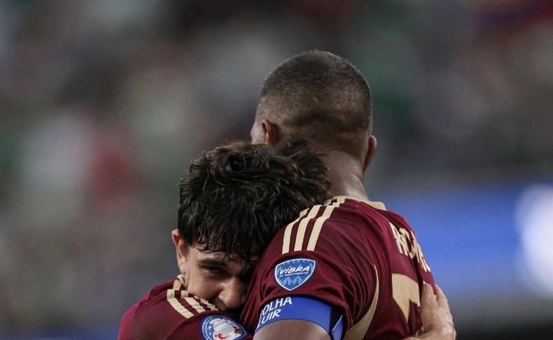 Salomón Rondón y Jon Aramburu en el equipo ideal de los cuartos de ...