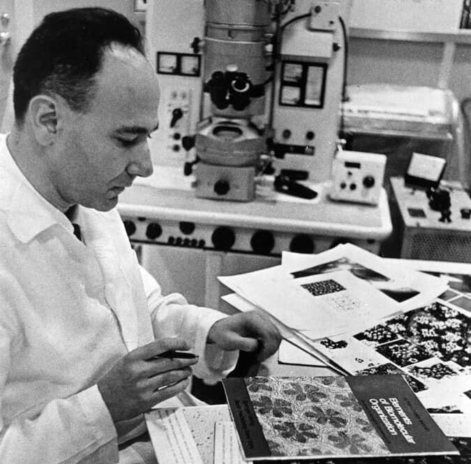 Conozca la cautivante historia del Dr. Humberto Fernández – Morán ...