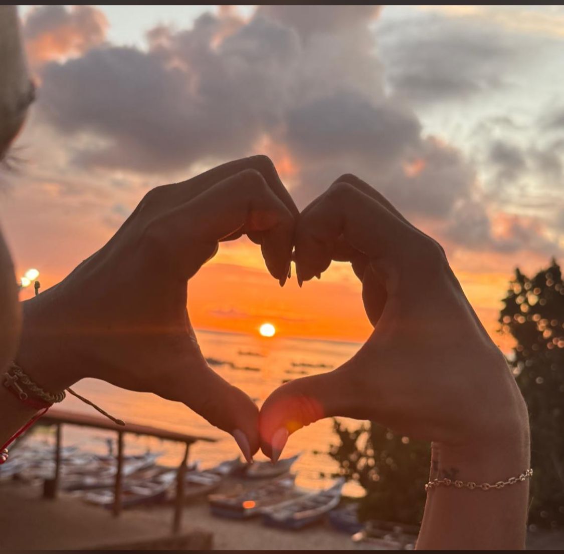 El canto del Sol en Margarita: Un ritual de luz y color
